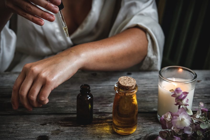 How to Use Essential Oils at Home | Positive Essence